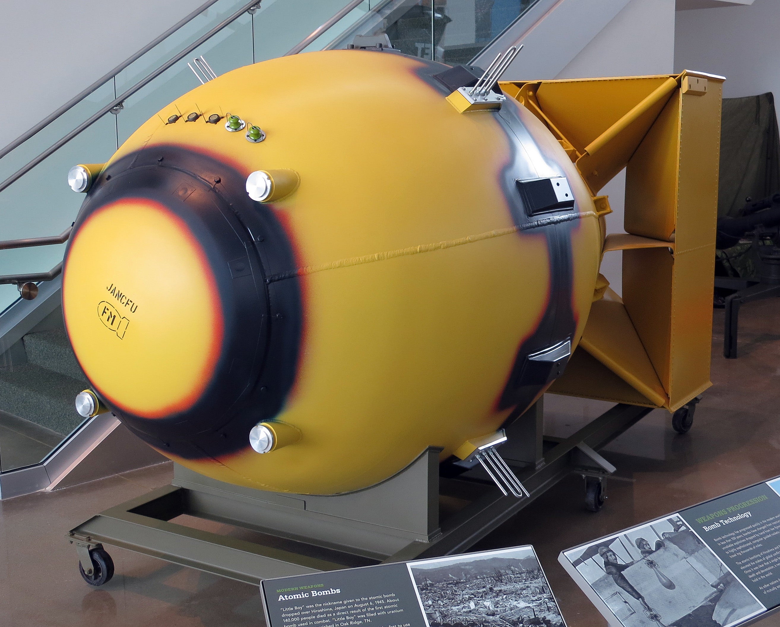 US - 1/1 Scale "Fat Man" Atomic Bomb Replica – Synthetic Ordnance Works